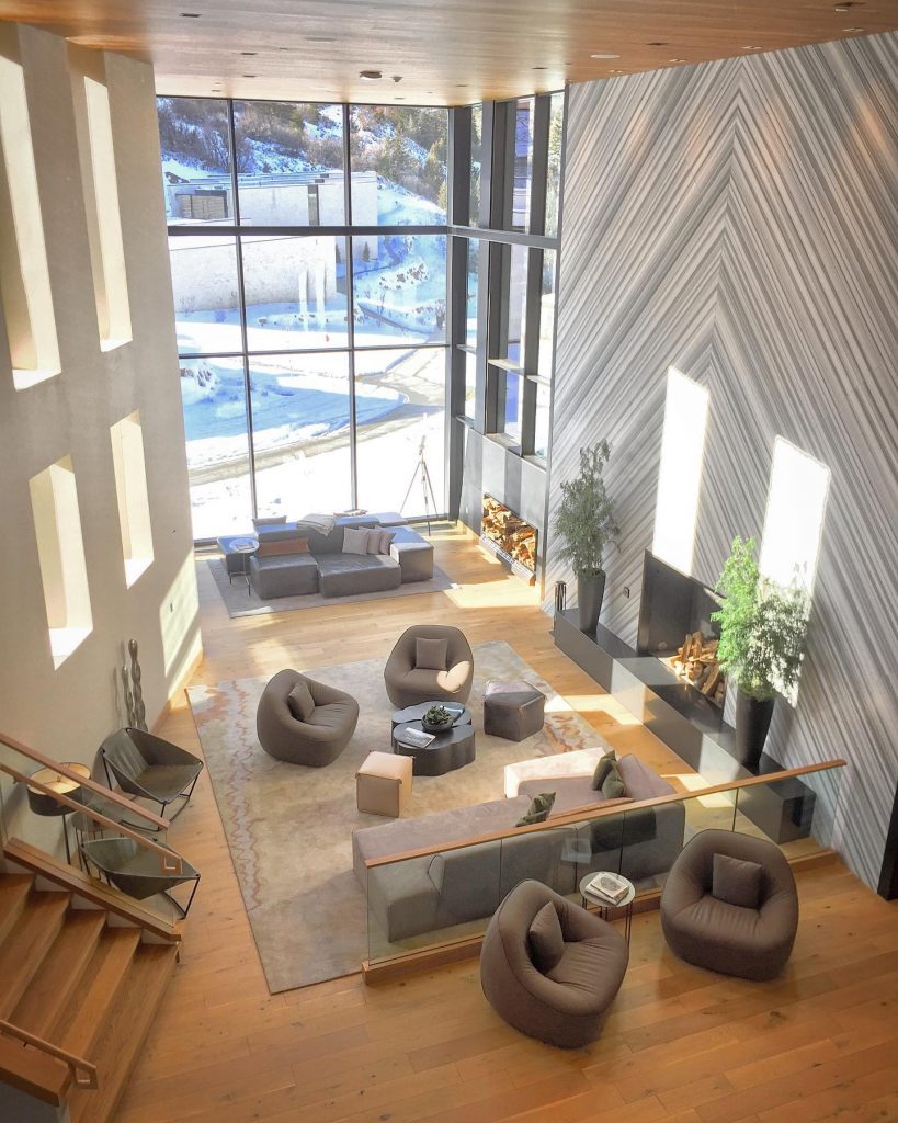 The Best Hotel Fireplaces - Galavante (Travel & Lifestyle Websit